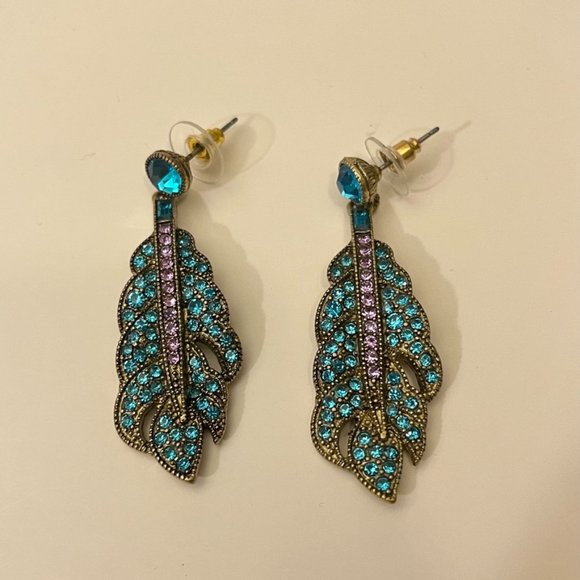 Heidi Daus | Jewelry | Heidi Daus Earring Leaf Shape | Poshmark